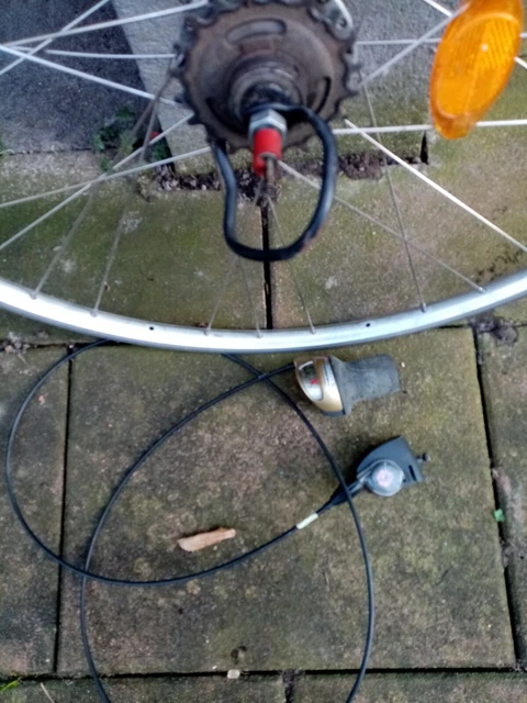 7 GANG NABENSCHALTUNG SRAM Spectro S7 komplett mit Drehgriffschaltung ...