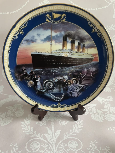 BRADFORD EXCHANGE TITANIC Plate. Maiden Voyage. 1st Edition. Perfect £6 ...