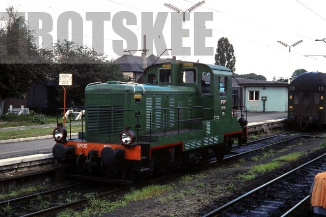 35MM SLIDE PKP Poland Railways Diesel Loco SM30 179 1990 Original £3.99 - PicClick UK
