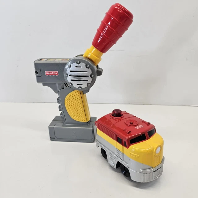 GEOTRAX PACIFIC CHIEF Engine Remote Control Train Red Yellow HTF 2004 ...
