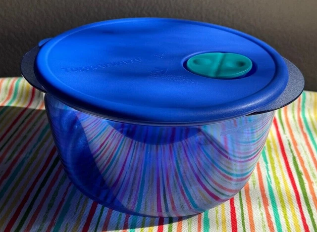 TUPPERWARE ROCK N Serve Container Bowl Microwave Safe 8 1/2 Cups Blue ...