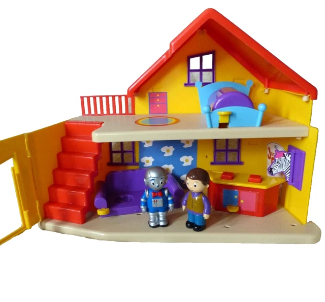 CBEEBIES JUSTIN'S HOUSE playset with sounds Robert Robot by Golden Bear ...
