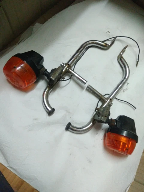 MOTO GUZZI FRECCE posteriori CEV 207+CEV 18343 con 2 supporti originali ...