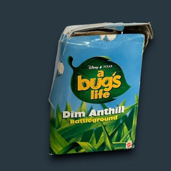 VINTAGE DISNEY PIXAR A Bug's Life Dim Anthill Mattel Toy Figure Set £24 ...