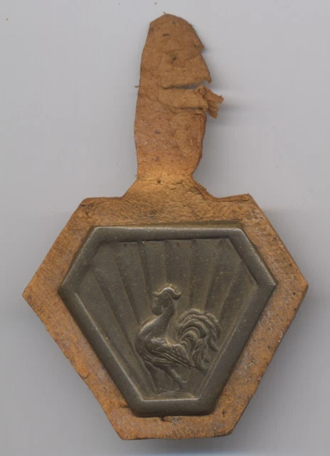 INSIGNE CEF ITALIE sur son cuir (1 patte fixation cassée) EUR 25,00 ...