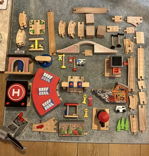 BRIO & THOMAS the Tank Engine Wooden Joblot Sheds, tracks bridges ...