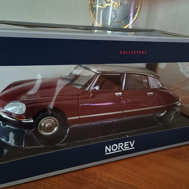 CITROEN DS 23 pallas rouge grenade toit gris de 1973 NOREV 1/18e ref ...