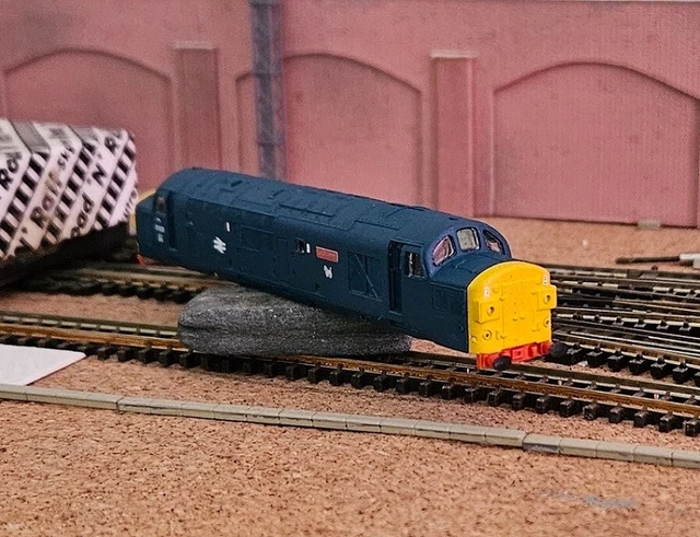 N GAUGE CLASS 37 37026 Loch Awe BR Blue Bodyshell Bachmann Farish ...