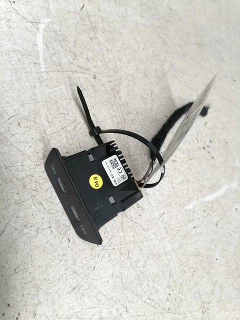 VOLKSWAGEN T-ROC USB TYPE C TWIN PORT REAR 2G6035736 2018-2022 ...