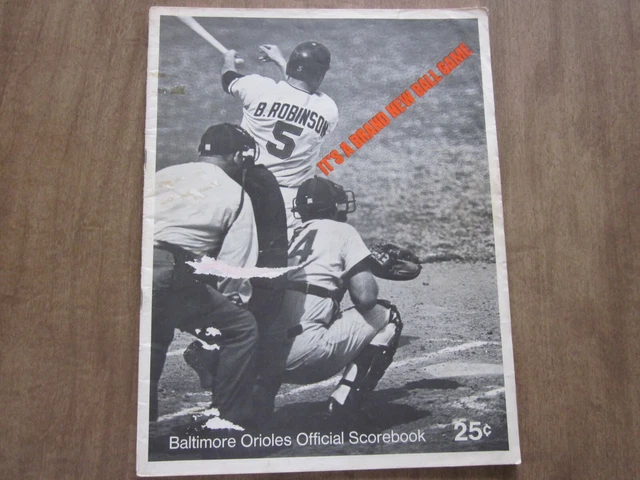 1969 BALTIMORE ORIOLES vs New York Yankees programme/tableau de bord ...