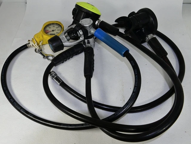 SCUBAPRO REGULATOR SET MK10 1st stage 2 x 2nd stage, Gauge, Inflator ...