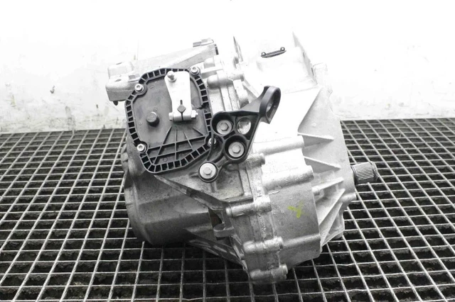 SEAT ATECA 2024 Petrol Automatic gearbox WAJ SAK211356 £2,824.99 ...