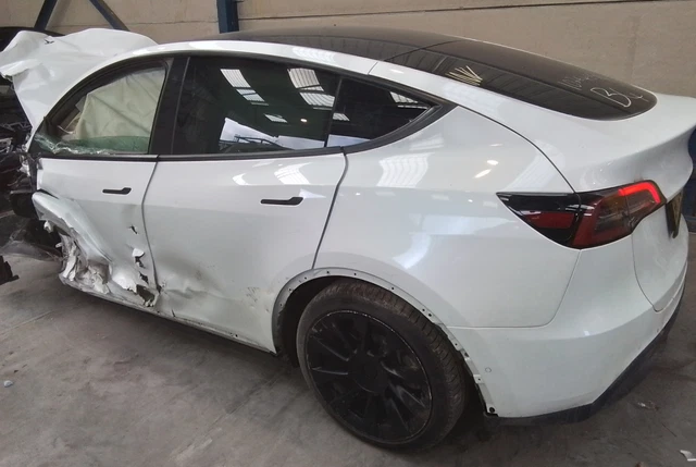 TRACTION MOTOR 2022 TESLA MODEL Y MK1 2022 On DRIVE MOTOR £1,200.00 ...