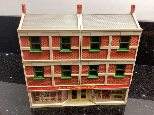 TRIANG MODEL LAND RML45 Woolworths Shop £34.98 - PicClick UK