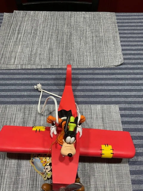 RARE DISNEY GOOFY Flying Airplane Figure With Tag Peter Mook Artist ...