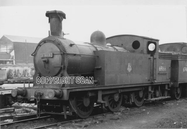 STEAM RAILWAY PHOTO : 69166 Ex LNER CLASS N15 @ EASTFIELD £2.99 ...