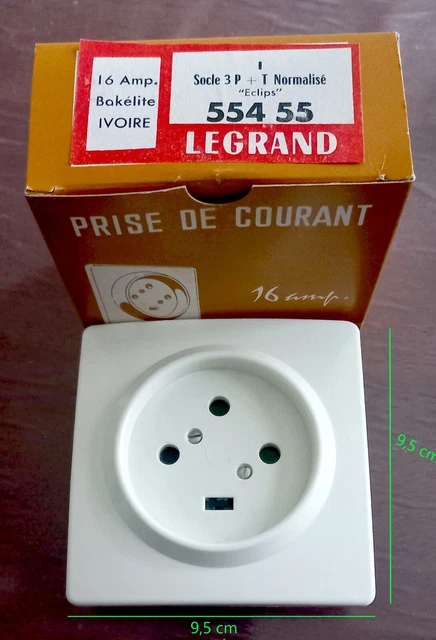 SOCLE 2P+T 16 ampères / Matériel électrique Legrand EUR 7,95 - PicClick FR