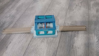 THOMAS TRACKMASTER SODOR Engine Wash Set. Very Rare. £9.99 - PicClick UK