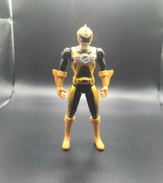 POWER RANGERS 31000 RPM FULL THROTTLE GOLD RANGER Action Figure BANDAI ...
