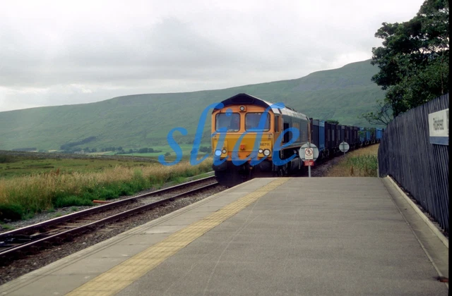 BRITISH RAIL GB Railfreight Diesel Locomotive 66711 Ribblehead 2005 O ...