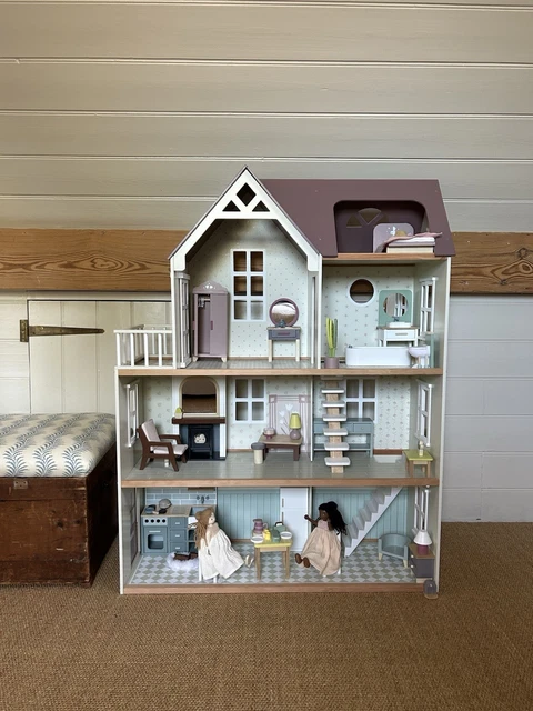 BRAND NEW EXTRA large dolls house by Tender Leaf Toys (RRP £550!) £286. ...