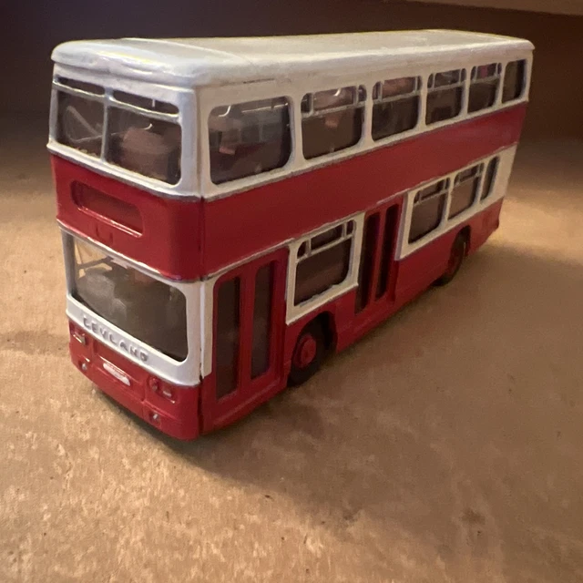 PIRATE MODEL BUS Leyland Titan Kit Built Model Bus £24.12 - PicClick UK