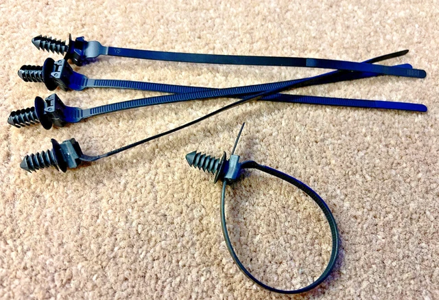 FITS TOYOTA PUSH Mount Winged Cable Ties / Car Chassis Nylon Zip Tie ...