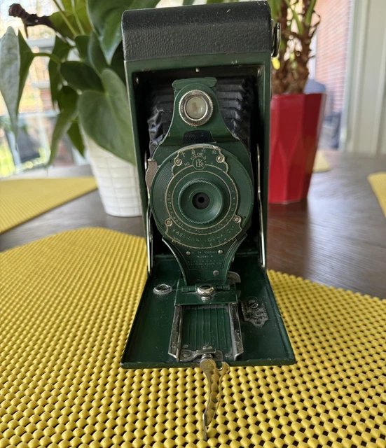 KODAK NO 2A Folding Rainbow Hawk-Eye Model B camera 1931 to 1933 $77.00 ...