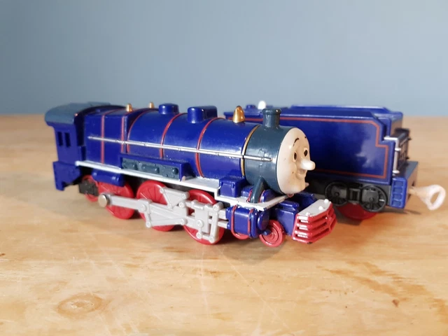 TOMY TRACKMASTER THOMAS the tank engine train hank and tender, no coal ...