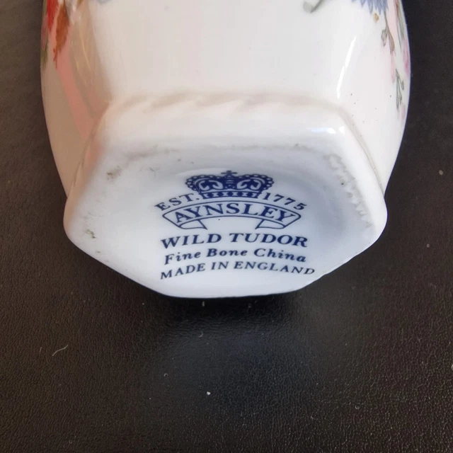 AYNSLEY FINE BONE China Wild Tudor Pattern 3.5" Hexagonal Vase £10.80 ...