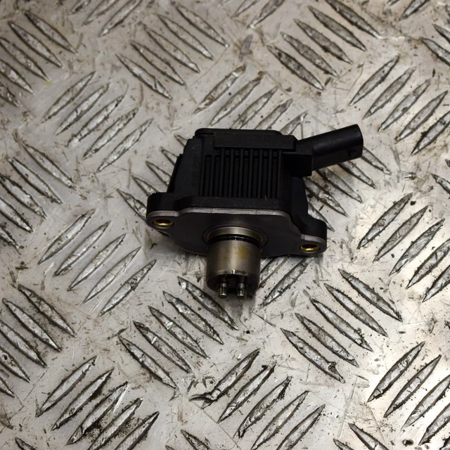 VW GOLF MK7 Nockenwellenversteller Magnetventil 04E906048A 1.5i 110kw ...