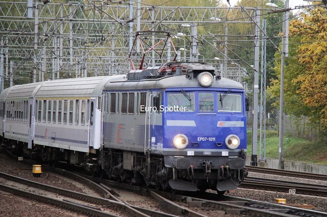 B209 35MM SLIDE PKP EP07-111 Gdynia Glowna £4.40 - PicClick UK