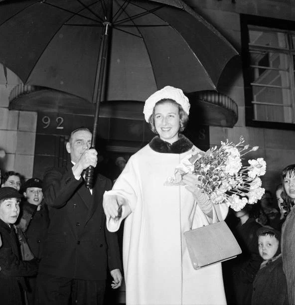 PRINCESS ALEXANDRA OF Kent visits Florence Nightingale House 1962 OLD ...