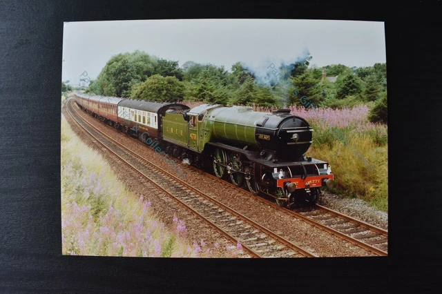 Train Photograph Of Railway Lner Green Arrow Locomotive No 4771 P71