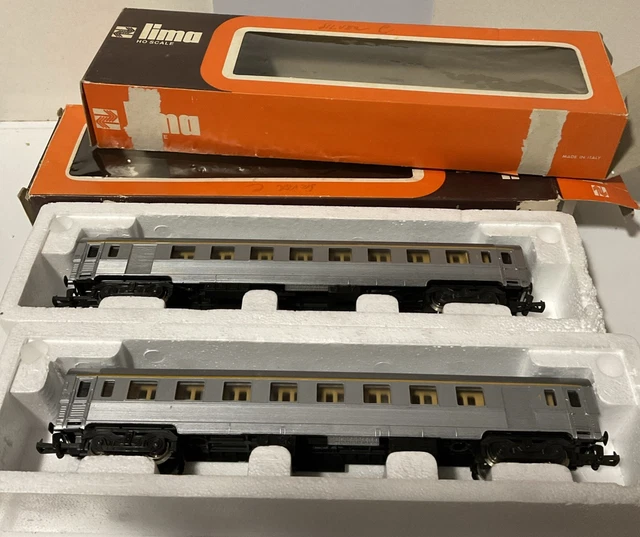 LIMA HO 9318 Silver Coach X 2. £16.15 - PicClick UK