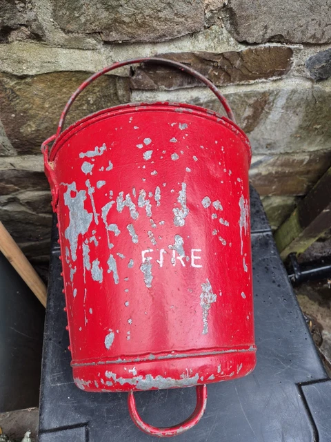 FIRE/ SAND BUCKET ( Original) £21.50 - PicClick UK