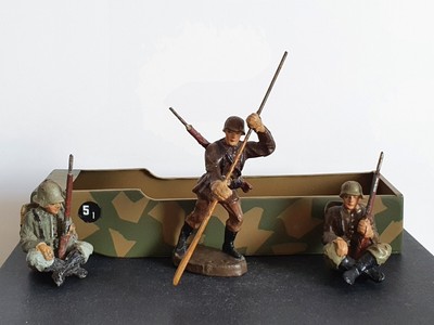 ELASTOLIN LINEOL SOLDIERS Pioneers Pontoon Paddles Military II WK sheet ...