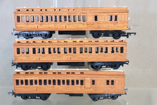 TRIANG HORNBY R332 R333 Re Peint Lner Claire-Voie Composite & Frein ...