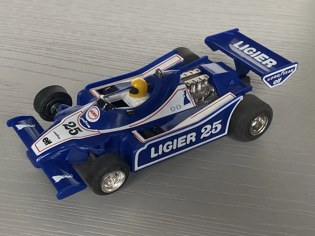 L@@K SCALEXTRIC LIGIER JS 11 F1 CLASSIC CAR C137 Show cased been ...