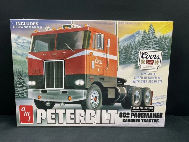 AMT1375 1/25 PETERBILT 352 Pacemaker COE Coors Beale Platz ...