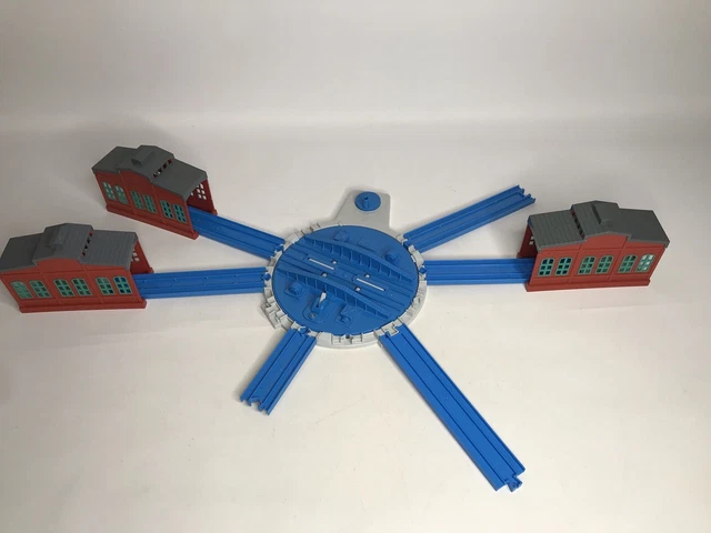 TOMY TRACKMASTER THOMAS The Tank Engine turntable Engine Sheds EUR 12 ...