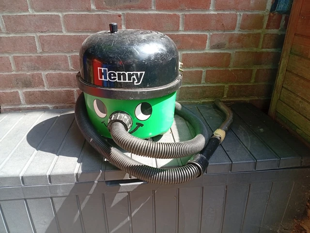 🍏 VINTAGE NUMATIC Hvr200 HENRY HOOVER Vacuum Cleaner Green/Black £42.32 ...