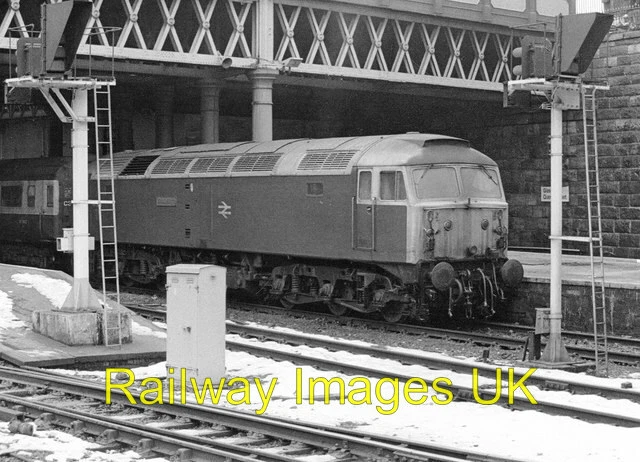 RAILWAY PHOTO - Class 47/7 at Glasgow Queen St 1984 c1984 £2.00 ...
