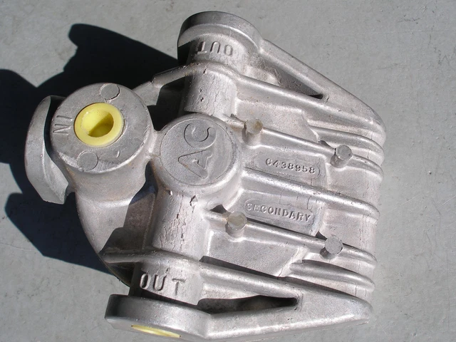 NOS AC DETROIT Diesel Secondary Fuel Filter Housing 6438958 $207.92 ...