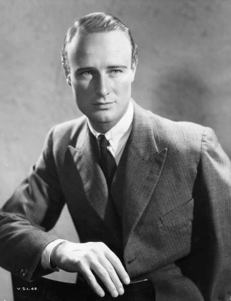 BRITISH ACTOR ANTHONY Bushell plays a one-armed man in the Unit- 1937 ...