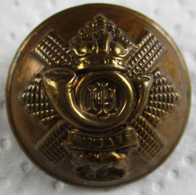 BRITISH ARMY:&HIGHLAND LIGHT INFANTRY BRASS BUTTON"(Large, 25mm, WW1 ...