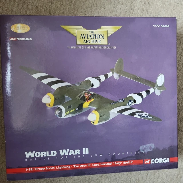 CORGI AA36602, P-38J 'Droop Snoot' Lightning 'Eze Does It', scale 1:72 ...
