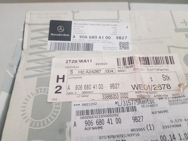 ABLAGEFACH A9066804100 MITTELKONSOLE Mercedes Sprinter W906 EUR 25,90 ...