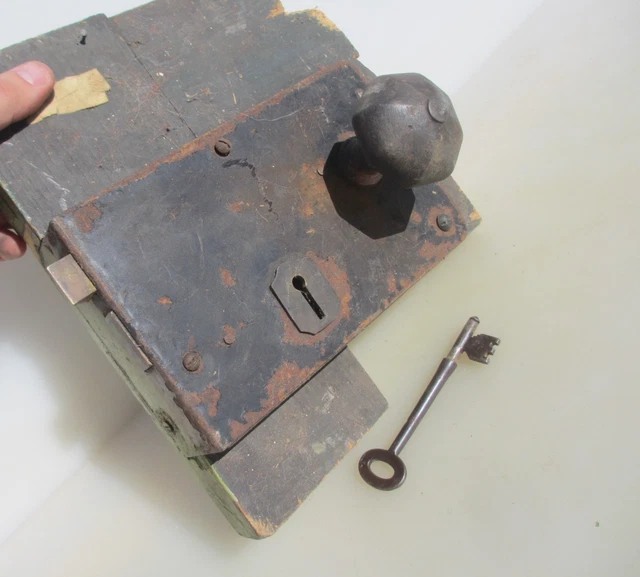 LARGE ANTIQUE IRON Door Lock Old Victorian Octagon Knobs Handles ...