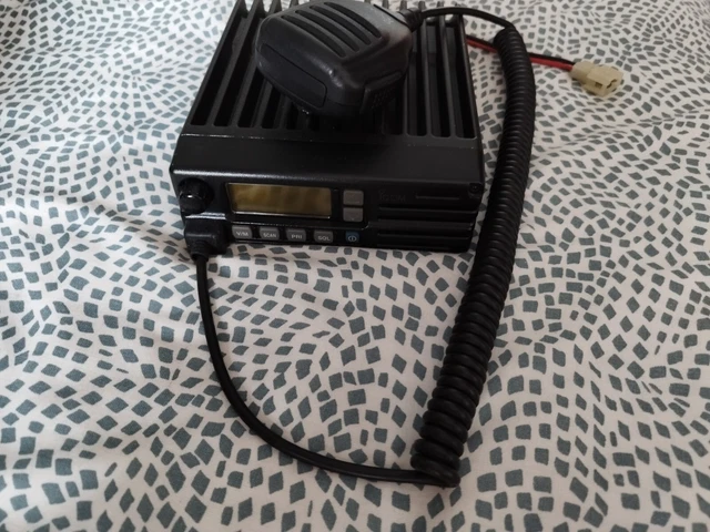 ICOM IC-A110EURO VHF Am Air Band Radio EUR 275,00 - PicClick IT